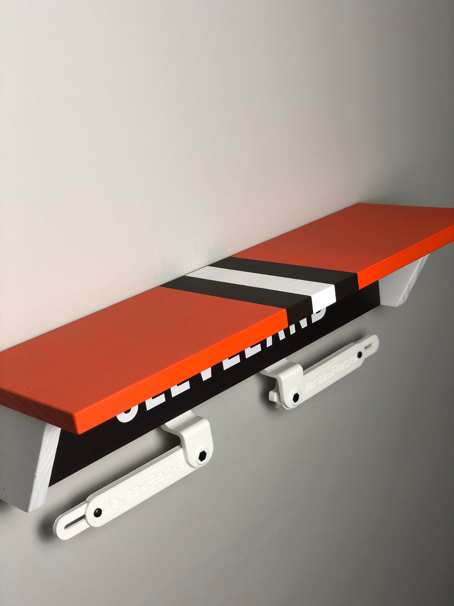 Cleveland Football – Jersey Racks